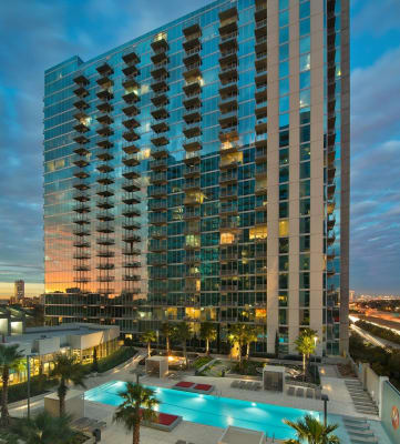 Allure Hermann Park Houston Medical Center Apartments